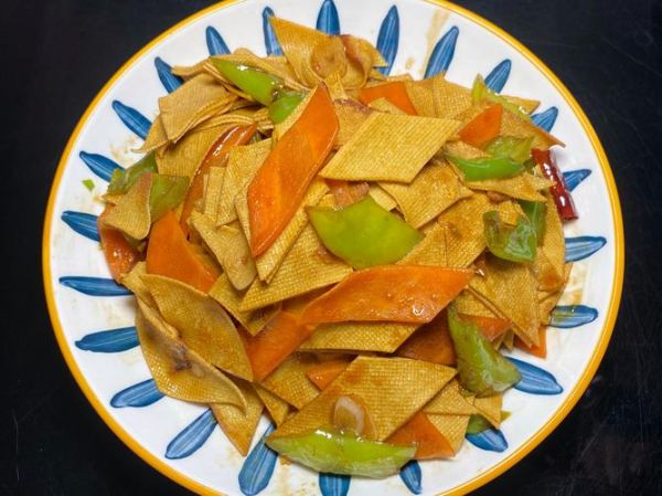 尖椒干豆腐用什么淀粉_怎么勾芡才透亮-第2张图片-山城妙识 尖椒干豆腐用什么淀粉_怎么勾芡才透亮-第2张图片-山城妙识