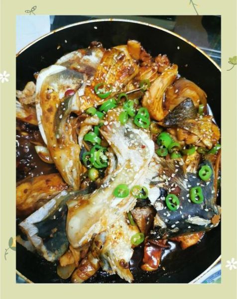 煎鱼头怎么不粘锅_煎鱼头不粘锅的小窍门-第3张图片-山城妙识