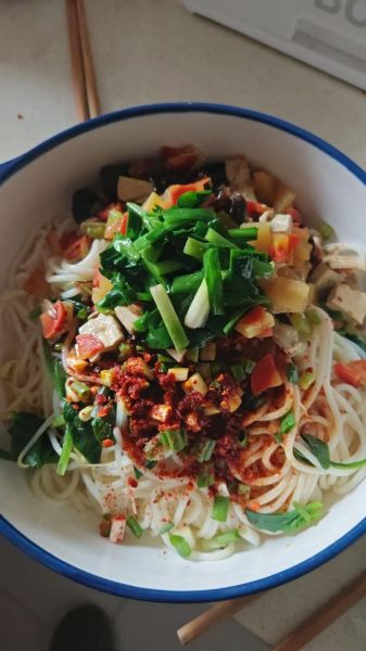 油泼面调料汁怎么做_正宗油泼辣子配方-第2张图片-山城妙识