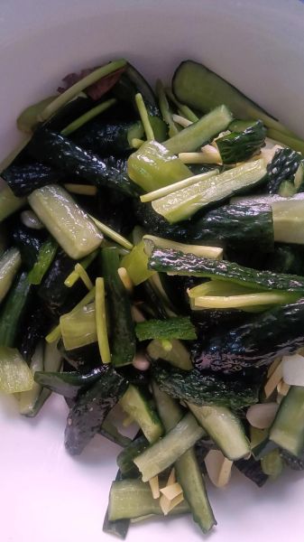 家庭腌黄瓜咸菜怎么做_腌黄瓜咸菜能放多久-第2张图片-山城妙识