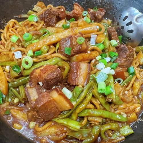 东北铁锅焖面怎么做_正宗东北铁锅焖面做法-第3张图片-山城妙识