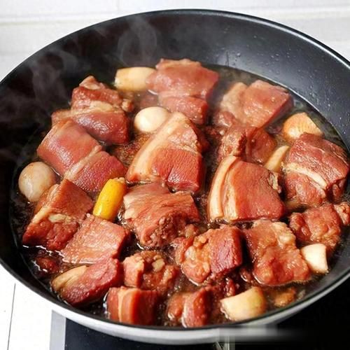 炖大块猪肉怎么做_大块猪肉炖多久才软烂-第2张图片-山城妙识