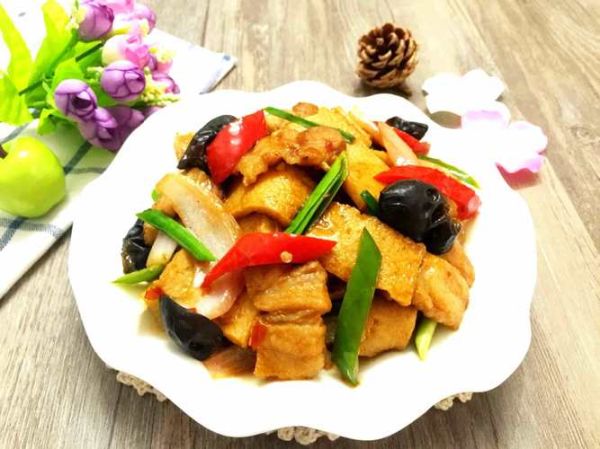 千叶豆腐怎么炒简单又好吃_家常千叶豆腐做法-第1张图片-山城妙识