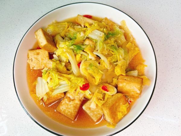 白菜炖豆腐热量是多少_减肥能吃吗-第2张图片-山城妙识