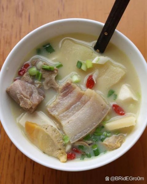 河蚌汤怎么做好吃_河蚌汤去腥窍门-第2张图片-山城妙识 河蚌汤怎么做好吃_河蚌汤去腥窍门-第2张图片-山城妙识