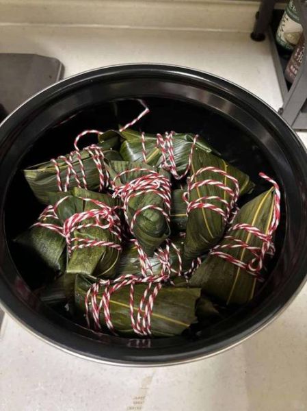 粽子隔水蒸多久能熟_粽子蒸多久才软糯-第1张图片-山城妙识