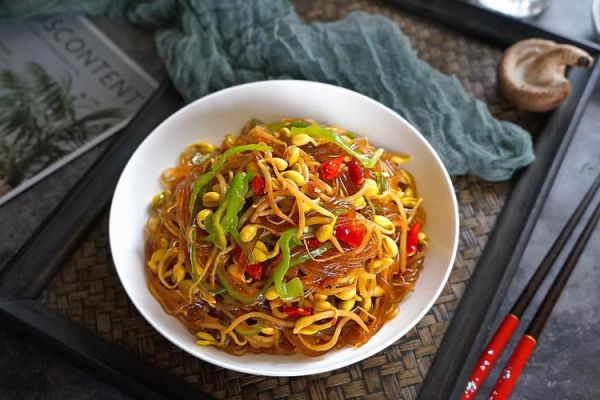 黄豆芽炒粉条的热量是多少_减肥能吃吗-第2张图片-山城妙识