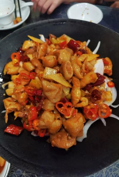 爆炒田鸡要焯水吗_田鸡焯水正确做法-第1张图片-山城妙识