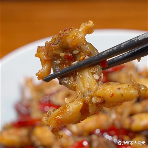 爆炒田鸡要焯水吗_田鸡焯水正确做法-第2张图片-山城妙识