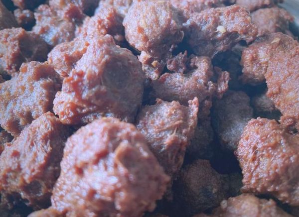 炸牛肉丸子怎么做_炸牛肉丸子用什么牛肉-第2张图片-山城妙识