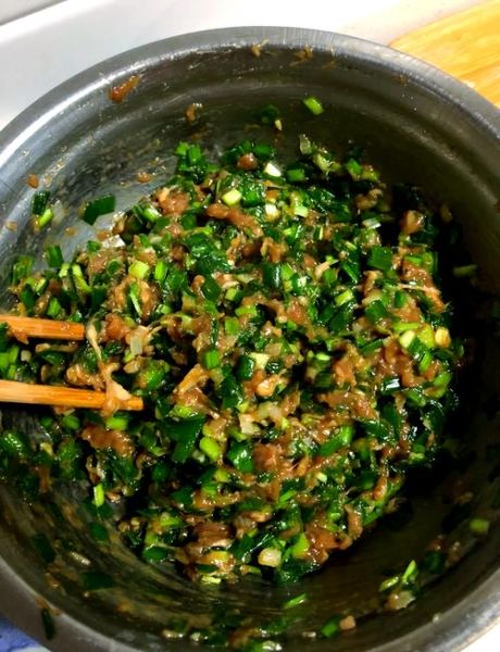 韭菜猪肉饺子馅怎么调_韭菜猪肉饺子馅做法大全-第1张图片-山城妙识