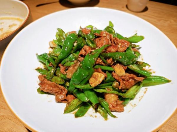 辣椒炒肉饭店招牌菜怎么做_辣椒炒肉用什么辣椒最好-第2张图片-山城妙识