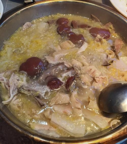 正宗东北杀猪菜配料有哪些_怎么做才够味-第1张图片-山城妙识