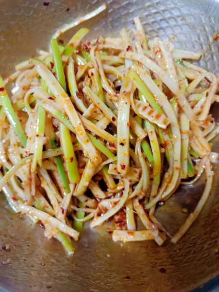 笋怎么做好吃_凉拌笋的做法大全-第1张图片-山城妙识