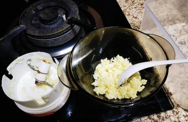 苏子叶怎么做好吃_苏子叶腌制做法大全-第1张图片-山城妙识