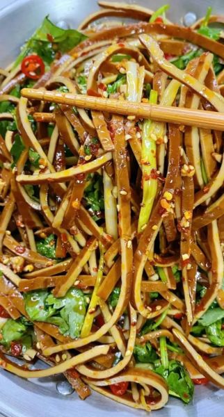 凉拌豆干怎么做好吃_凉拌豆干要不要焯水-第3张图片-山城妙识