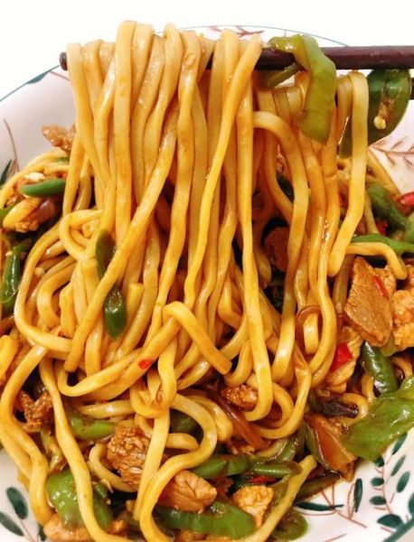 山西过油肉炒面怎么做_正宗做法窍门-第1张图片-山城妙识