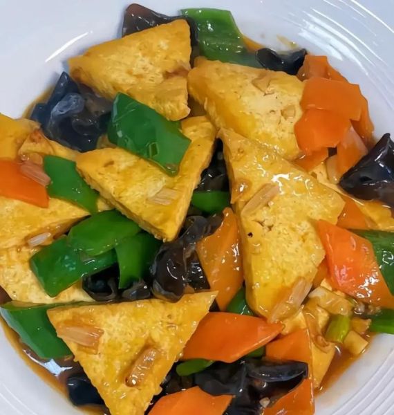 炒豆腐用焯水吗_焯水后口感更好吗-第3张图片-山城妙识