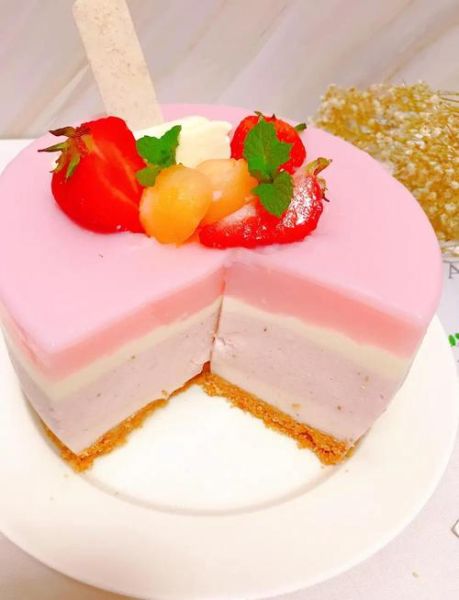 草莓慕斯蛋糕口感怎么样_草莓慕斯蛋糕好吃吗-第2张图片-山城妙识