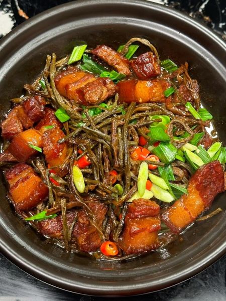 红烧肉干豆角怎么做_干豆角红烧肉家常做法-第1张图片-山城妙识 红烧肉干豆角怎么做_干豆角红烧肉家常做法-第1张图片-山城妙识