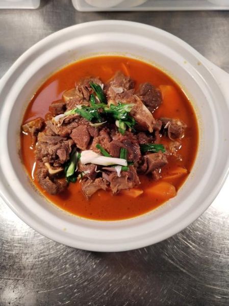 老北京红焖羊肉怎么做_正宗做法配方-第1张图片-山城妙识