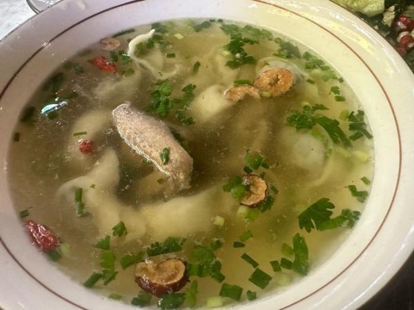 扁食汤怎么煮好吃_扁食汤的家常做法-第1张图片-山城妙识 扁食汤怎么煮好吃_扁食汤的家常做法-第1张图片-山城妙识