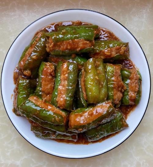 虎皮尖椒酿肉怎么做_尖椒酿肉的家常做法-第3张图片-山城妙识