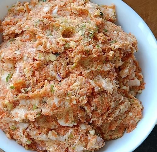 猪肉胡萝卜饺子馅怎么调_胡萝卜饺子馅怎么做才香-第2张图片-山城妙识 猪肉胡萝卜饺子馅怎么调_胡萝卜饺子馅怎么做才香-第2张图片-山城妙识
