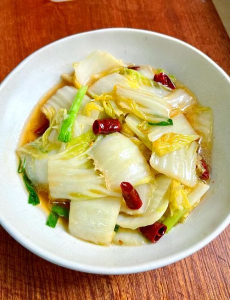 炒白菜怎么炒好吃_家常炒白菜技巧-第2张图片-山城妙识