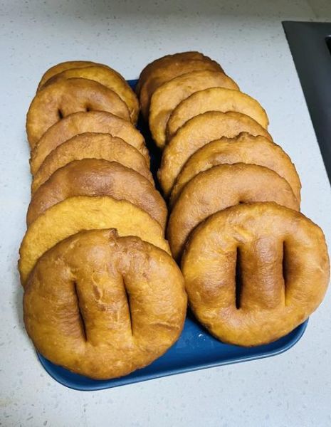 老式油饼怎么做_老式油饼配方比例-第1张图片-山城妙识