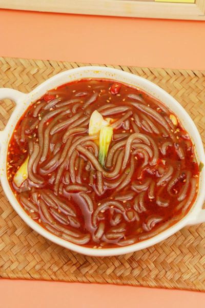 酸辣粉的家常做法重庆_重庆酸辣粉怎么做才正宗-第2张图片-山城妙识