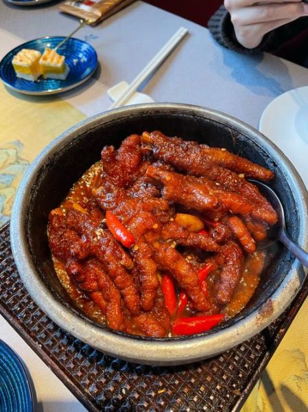 红烧凤爪怎么做好吃_红烧凤爪做法窍门-第2张图片-山城妙识