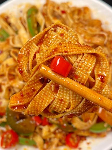 豆腐丝凉拌菜怎么做_豆腐丝凉拌菜需要焯水吗-第3张图片-山城妙识