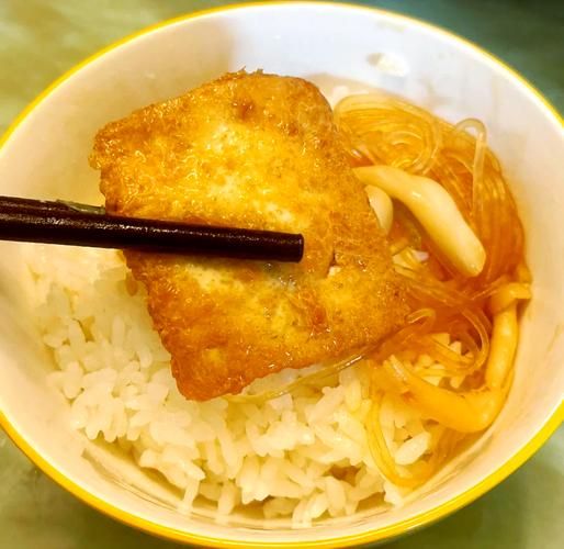 砂锅豆腐白菜粉丝怎么做_砂锅豆腐白菜粉丝热量高吗-第3张图片-山城妙识 砂锅豆腐白菜粉丝怎么做_砂锅豆腐白菜粉丝热量高吗-第3张图片-山城妙识