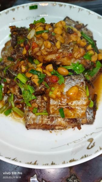 红烧带鱼怎么做才好吃_带鱼不腥的秘诀-第2张图片-山城妙识