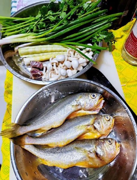 小黄鱼怎么做汤好喝_小黄鱼汤的鲜美秘诀-第3张图片-山城妙识