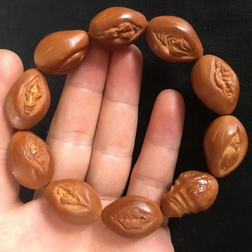 橄榄核雕生命之源是什么_如何鉴别真假-第2张图片-山城妙识 橄榄核雕生命之源是什么_如何鉴别真假-第2张图片-山城妙识