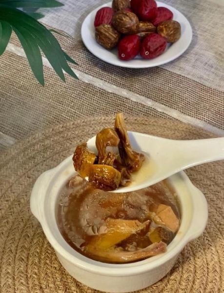 鸡汤怎么炖好喝又营养_炖鸡汤的正确方法-第2张图片-山城妙识