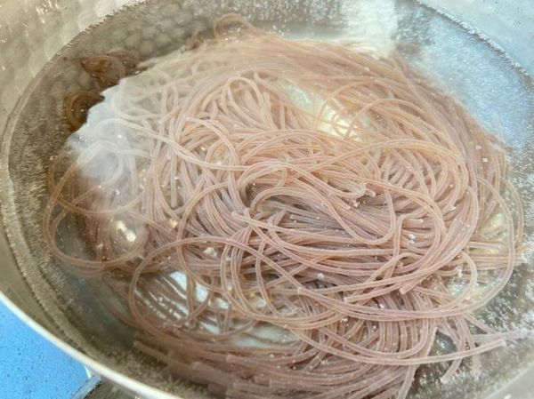 花生酱拌面怎么做_花生酱拌面需要哪些调料-第1张图片-山城妙识