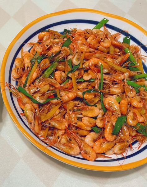 炒河虾家常做法_河虾怎么炒才鲜嫩-第1张图片-山城妙识 炒河虾家常做法_河虾怎么炒才鲜嫩-第1张图片-山城妙识