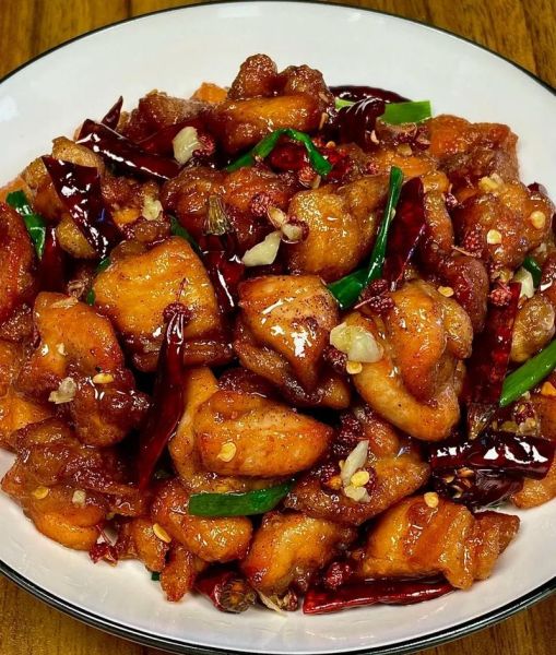 辣子鸡丁家常做法_最正宗的做法-第3张图片-山城妙识