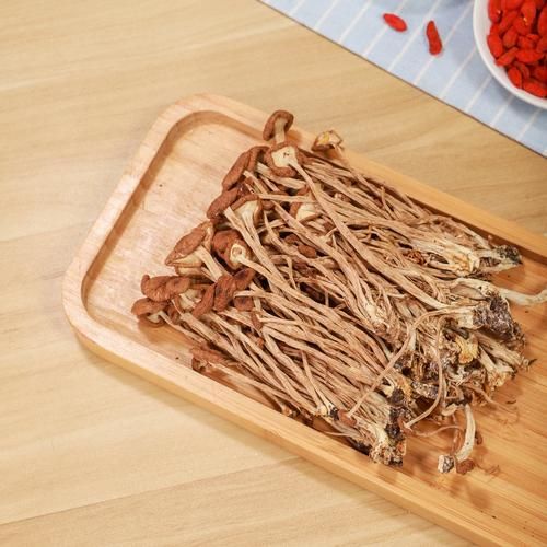 茶树菇老鸭汤怎么做_老鸭汤炖多久最入味-第2张图片-山城妙识 茶树菇老鸭汤怎么做_老鸭汤炖多久最入味-第2张图片-山城妙识