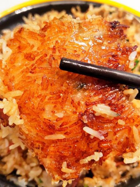 煲仔饭怎么做才好吃_煲仔饭锅巴怎么形成-第3张图片-山城妙识