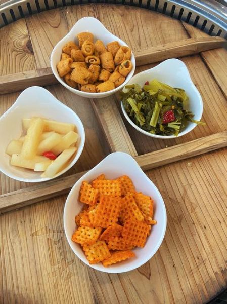 锅贴饼子怎么做_锅贴饼子怎么和面-第1张图片-山城妙识