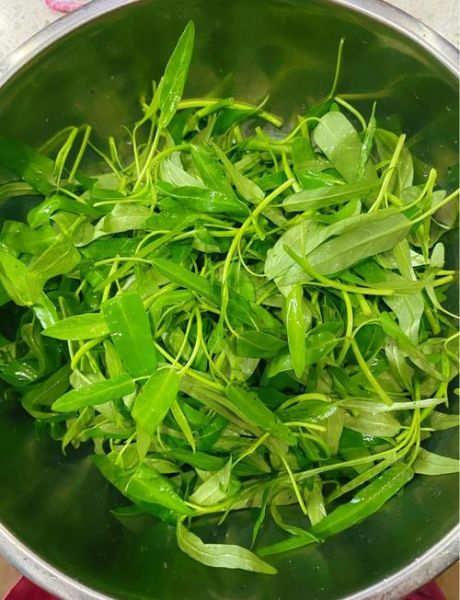 虾酱炒空心菜怎么做_虾酱炒空心菜的家常做法-第1张图片-山城妙识 虾酱炒空心菜怎么做_虾酱炒空心菜的家常做法-第1张图片-山城妙识