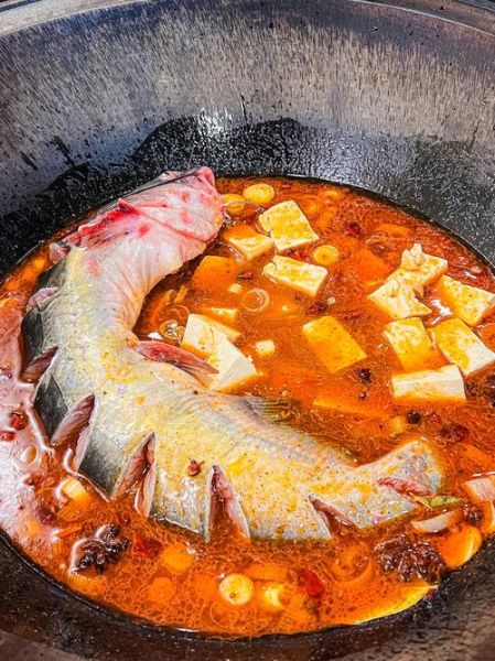 铁锅炖鱼酱料怎么做_铁锅炖鱼酱料配方比例-第1张图片-山城妙识