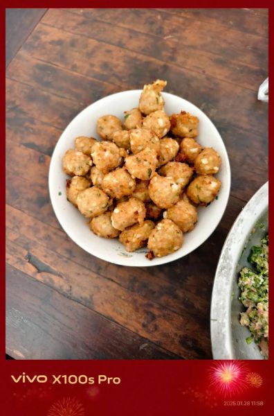 油炸肉圆怎么做_油炸肉圆的家常做法-第3张图片-山城妙识