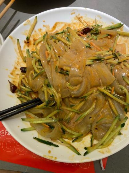 东北大拉皮怎么做窍门_为什么拉皮总是粘在一起-第1张图片-山城妙识