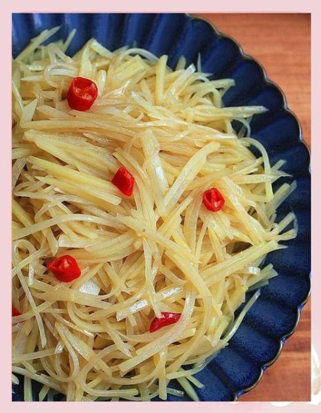 炒土豆丝怎么做才脆_炒土豆丝图片真实步骤-第1张图片-山城妙识