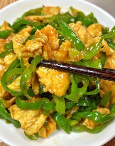 青椒炒鸡蛋怎么写_青椒炒鸡蛋作文开头怎么写-第3张图片-山城妙识